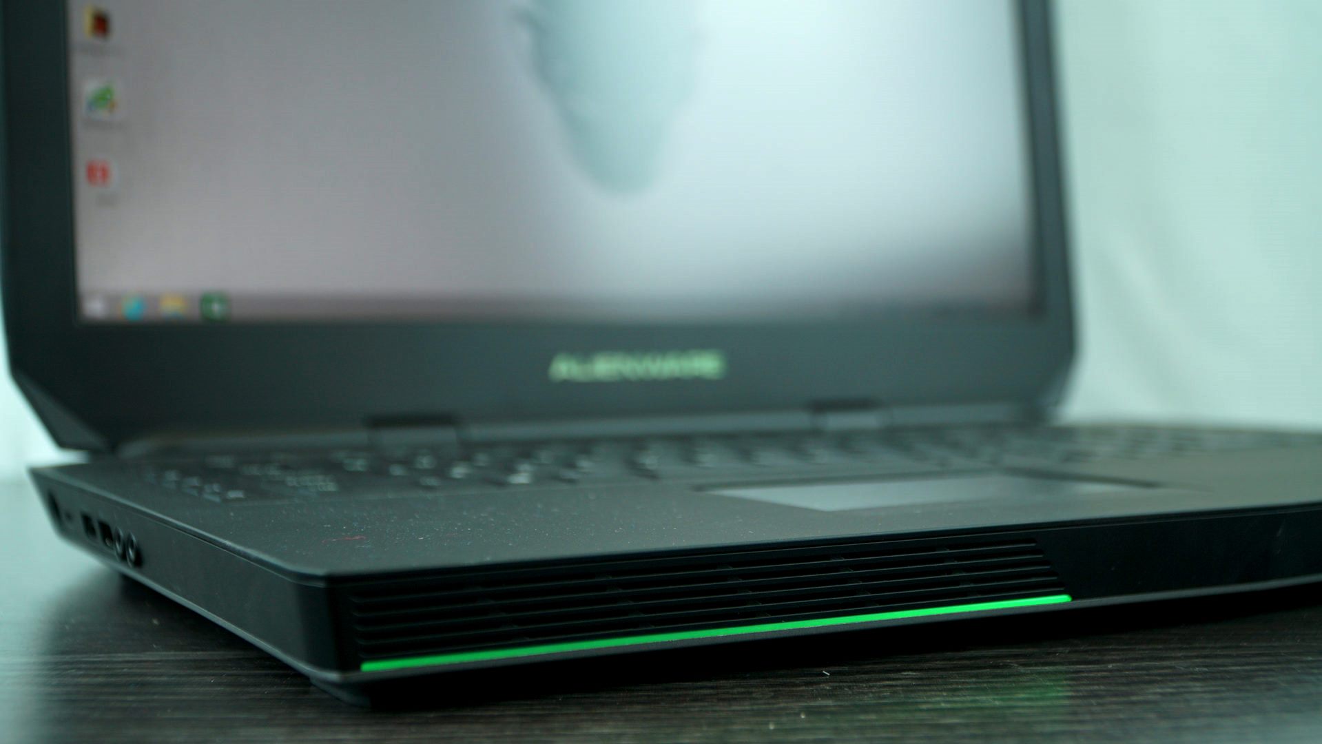 Alienware 17 R3 Review - Enternity.gr