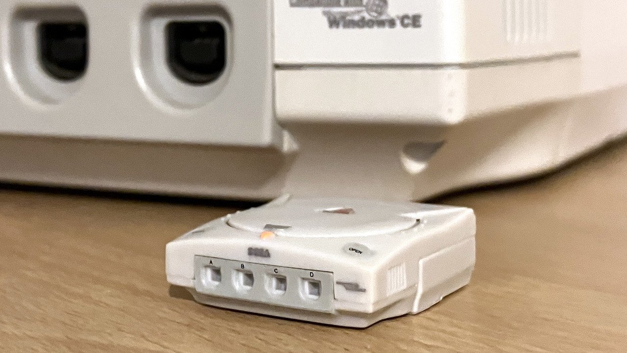 «Δεν είμαστε εταιρεία retro»: Ξεχάστε τα Dreamcast mini και Saturn mini ...