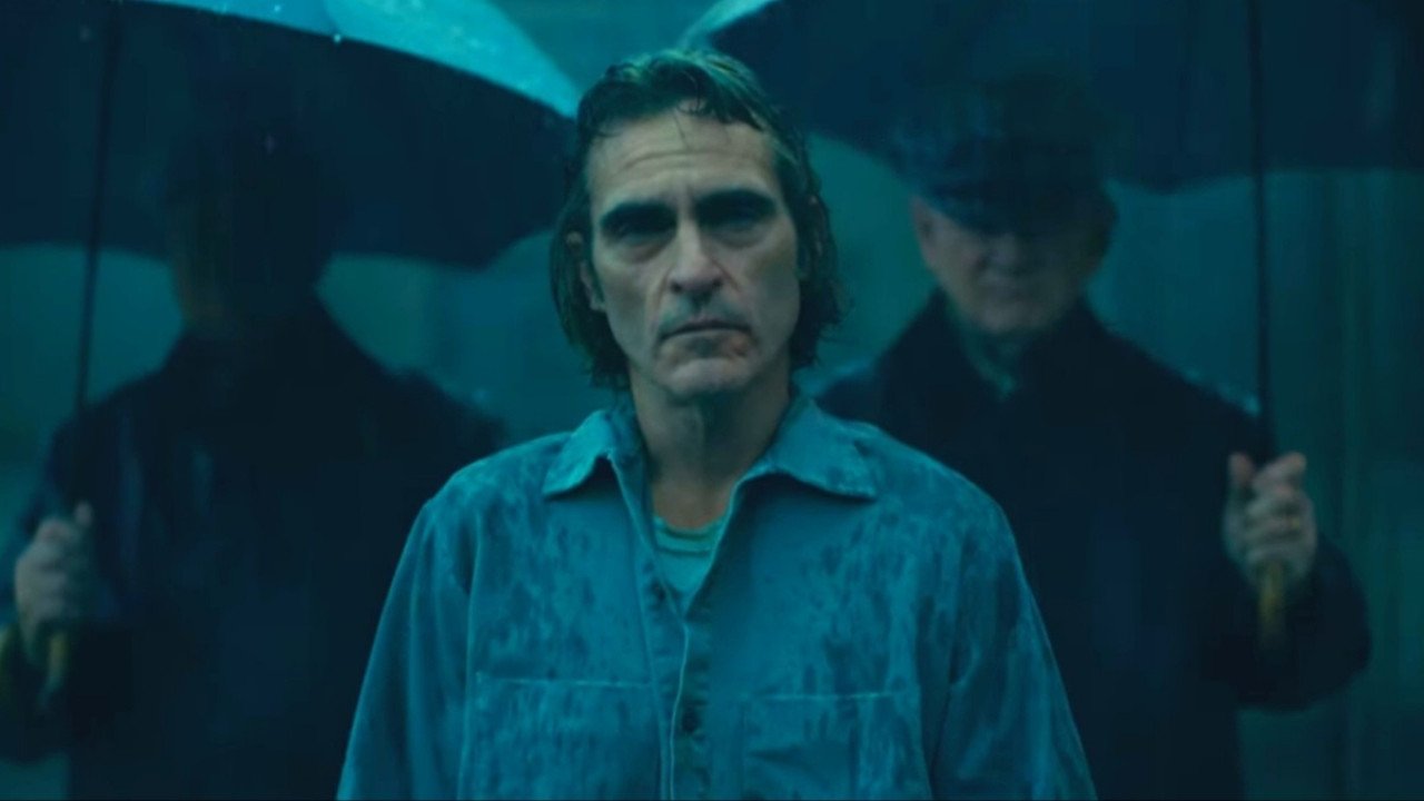 Ο Arthur Fleck αγνοεί τον Harvey Dent στο νέο trailer του Joker: Folie ...